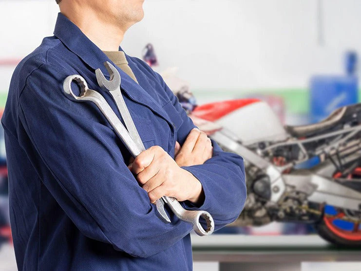 7 Tips for Hiring a Trustworthy Motorcycle Mechanic - VikingBags