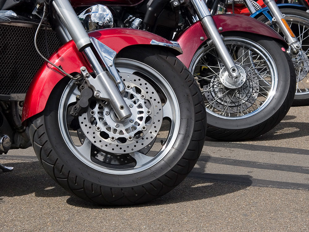 Choosing the Right Tires For Your Motorcycle - VikingBags