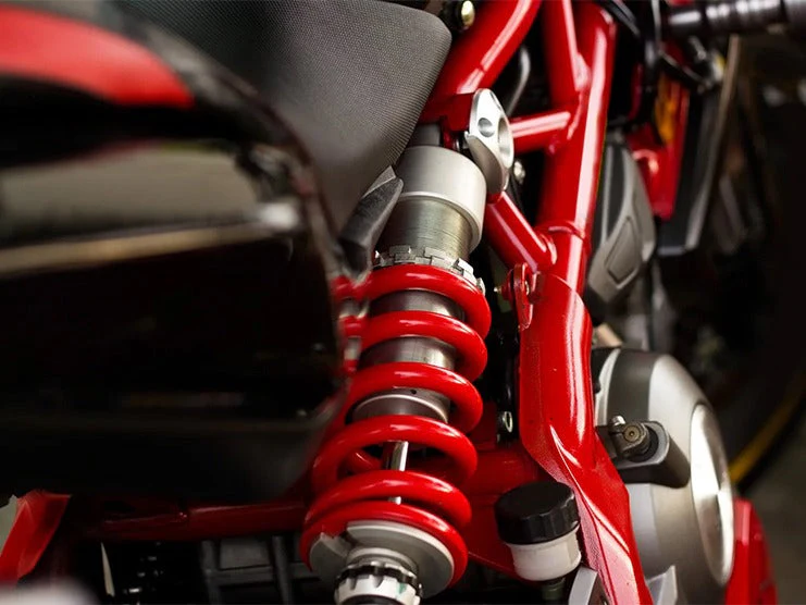 How to Paint a Motorcycle Frame without Removing the Engine - VikingBags