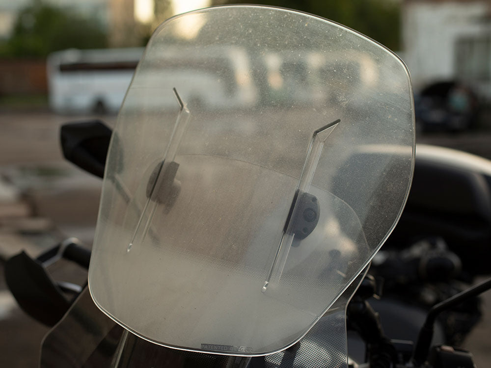 How to Stop Motorcycle Windshield Buffeting - VikingBags