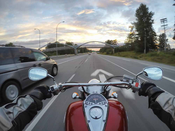 Is It Safe to Ride a Motorcycle on the Highway as a Beginner? - VikingBags