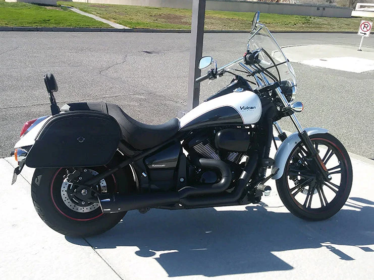 Kawasaki Vulcan 900 Custom: Specs, Features, Background - VikingBags