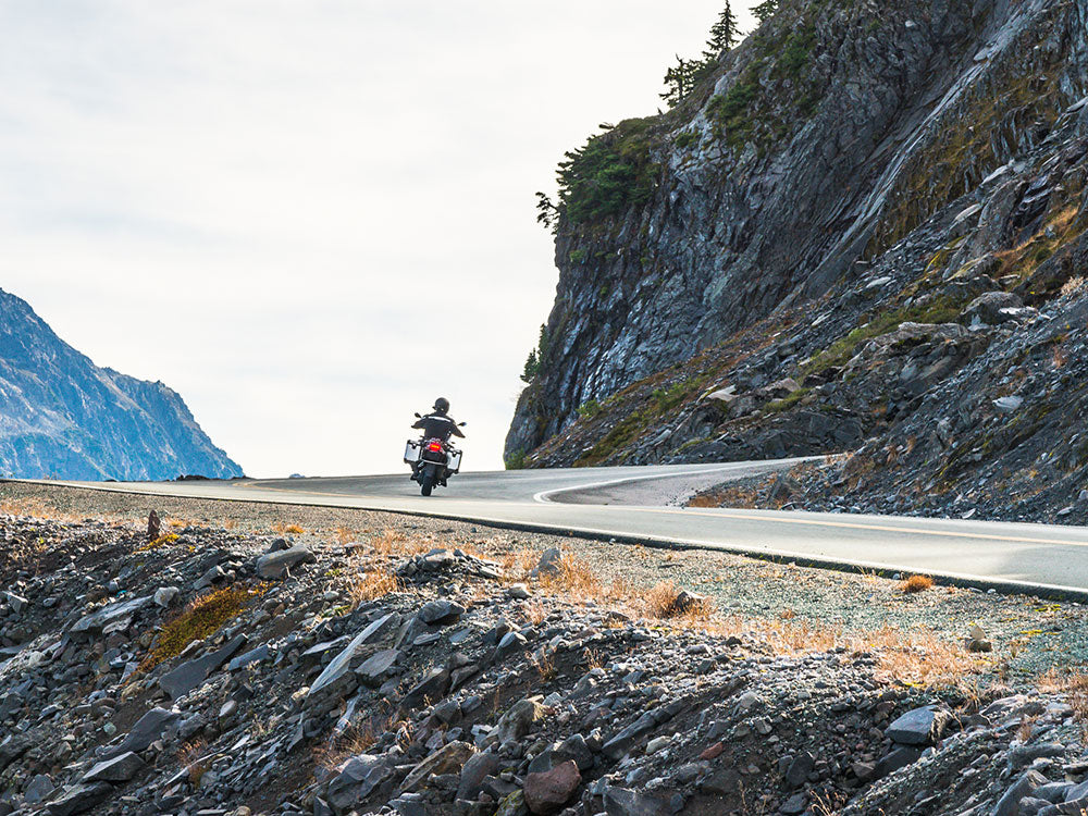 Motorcycle Laws & Licensing for Alaska, USA - VikingBags