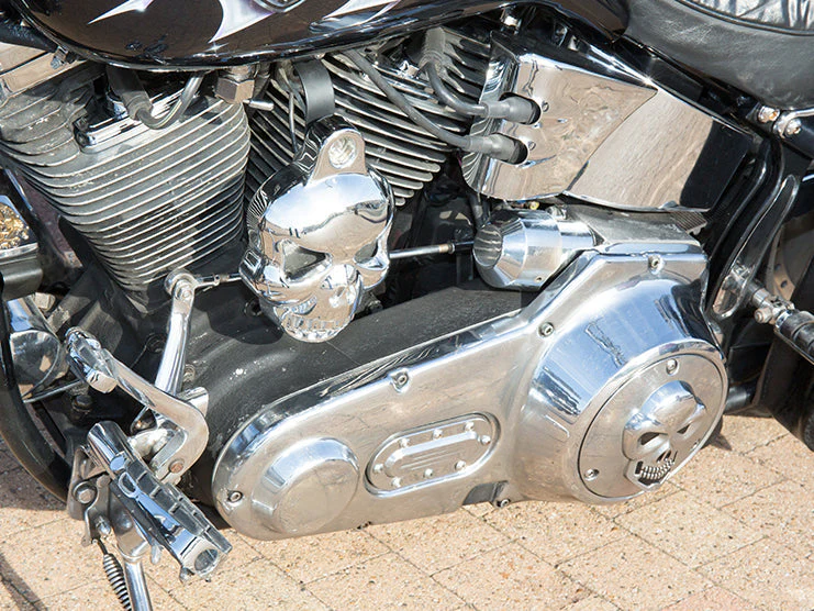 Why Do Harley Motorcycles Clunk When Shifting Gears? - VikingBags
