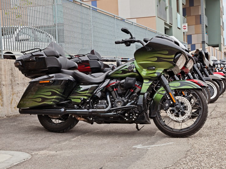 Why Green is Considered an Unlucky Color for Harley Davidson - VikingBags