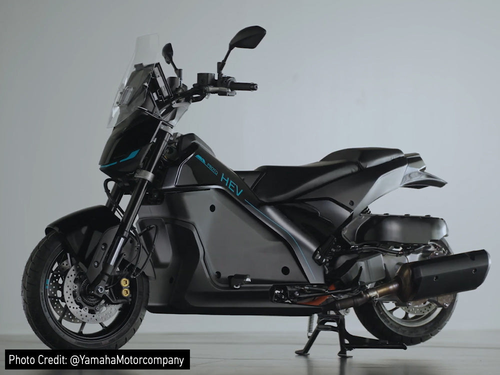 Yamaha XMAX SPHEV Hybrid Unvieled With 2 Electric Motors & 1 ICE ...