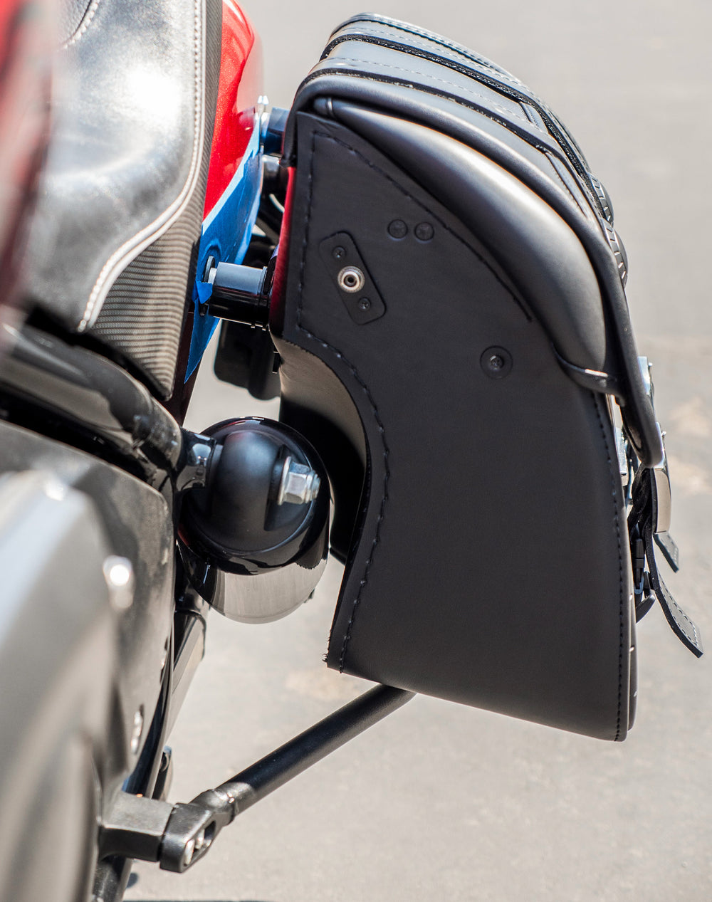 Viking 34L ArrowHead (2022-24) Indian Chief Leather Saddlebags