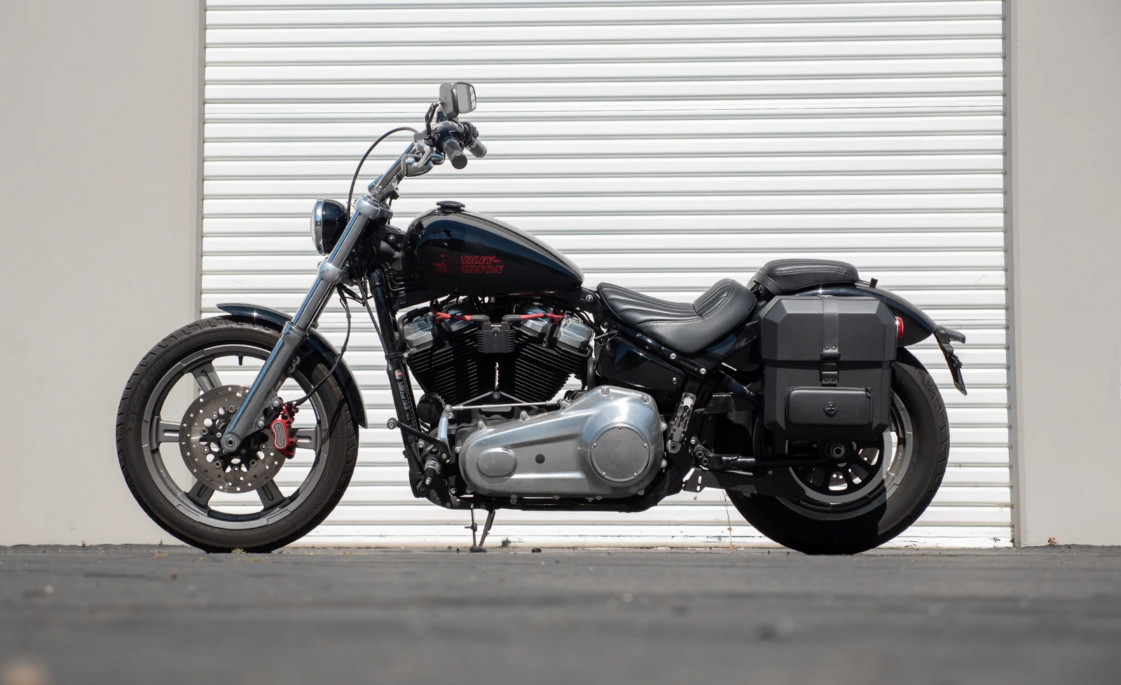Viking 15L Outlaw Quick Mount Medium Harley Softail Low Rider S FXLRS ...