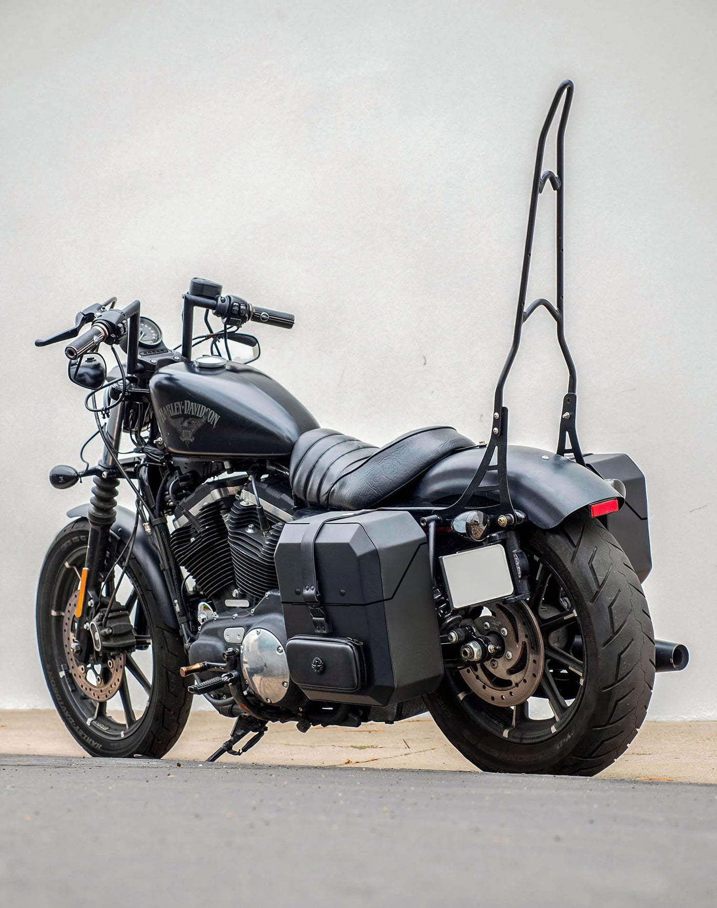 Viking 15L Outlaw Quick Mount Medium Harley Sportster 883 Iron XL883N ...