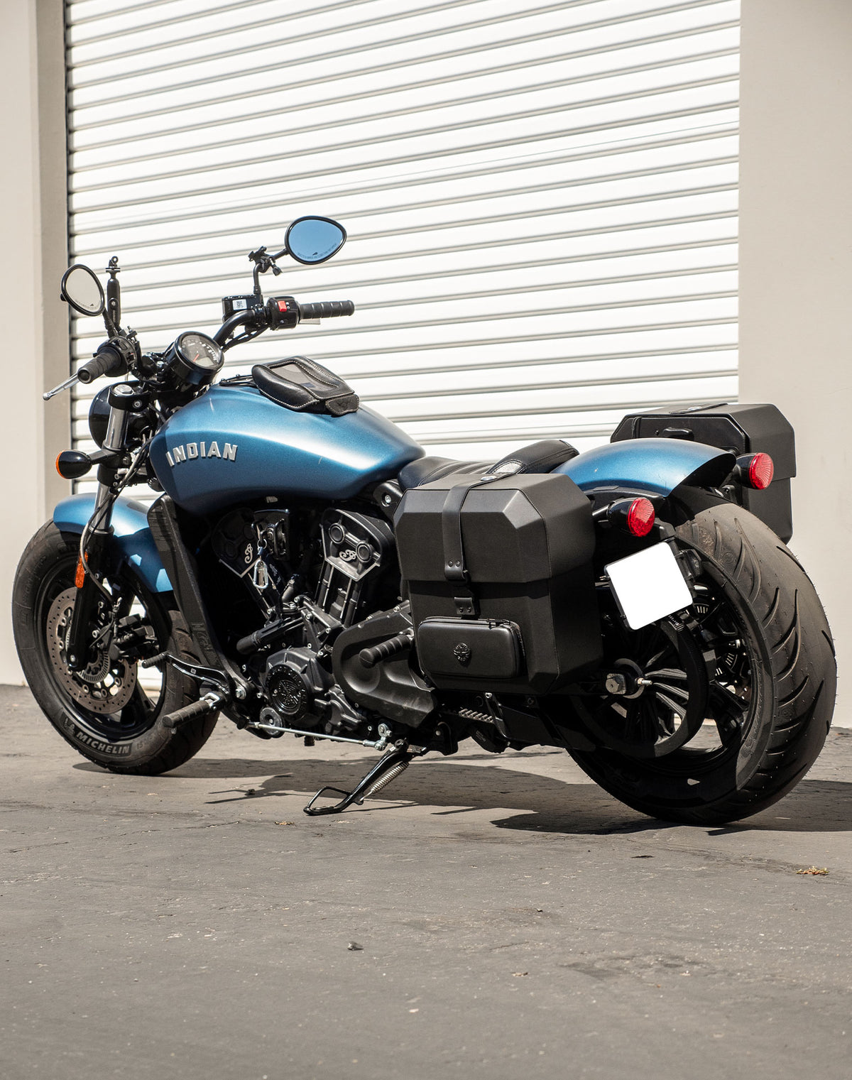 Viking 15L Outlaw Quick-Mount Medium Indian Scout Bobber Twenty Hard ...