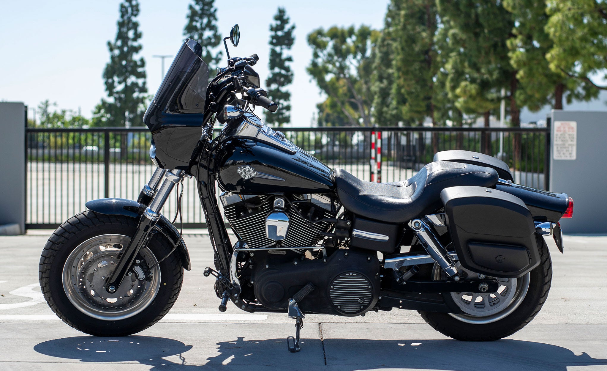 Viking 20L Ironclad Quick-Mount Medium Harley Dyna Fat Bob FXDF Hard ...