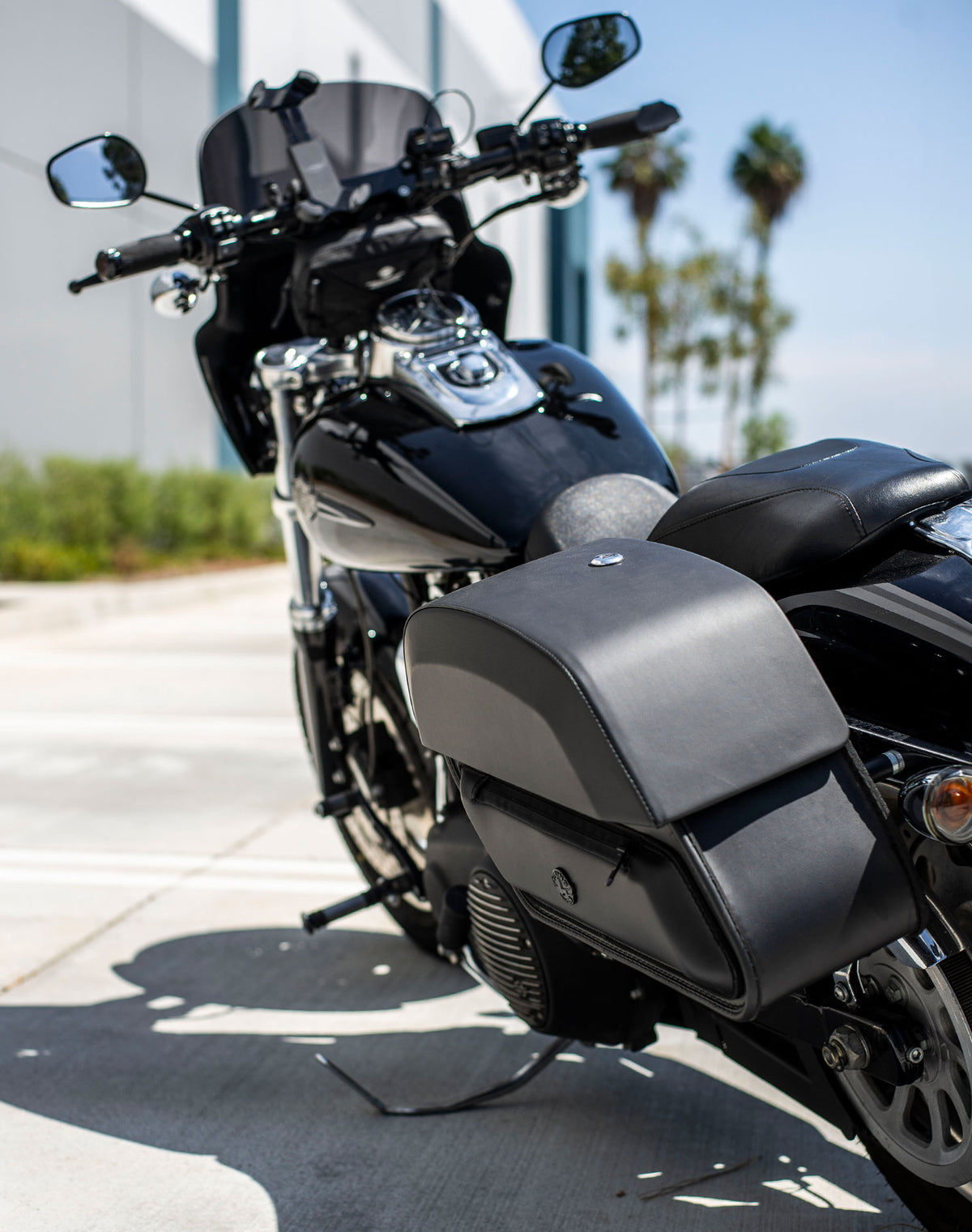 Viking 28L Pantheon Medium Quick Mount Harley Davidson Dyna Fat Bob ...