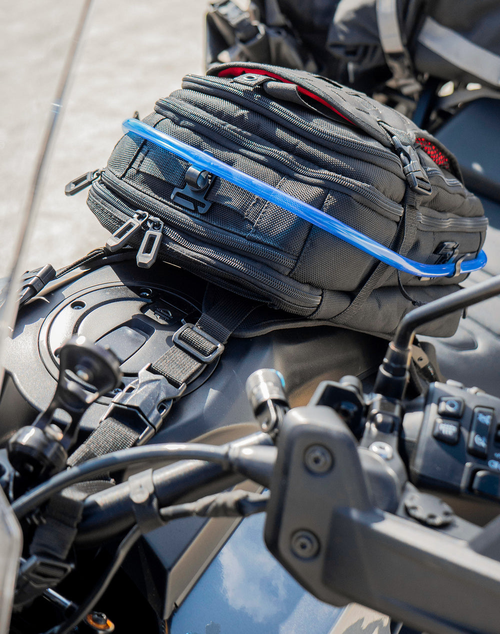Viking Apex Harley Davidson ADV Touring Tank Bag with Hydration Pack ...