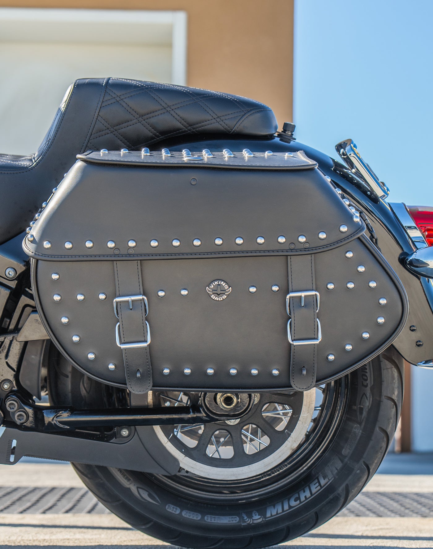 Viking 35L Legacy XL Harley Softail Heritage FLHC/S Studded Leather ...