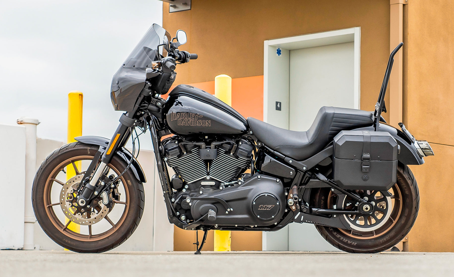 Harley Davidson Softail Hard Saddlebags. Harley Sportster Hard Bags ...